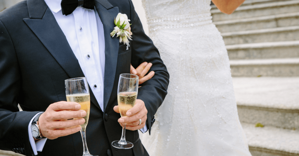 How is Champagne Made (in 15 Clear Steps) - Champagne School