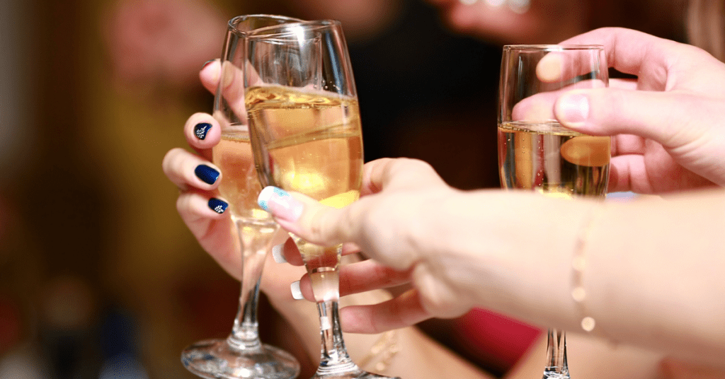 How is Champagne Made (in 15 Clear Steps) - Champagne School